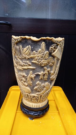 Vaso resina cinese vintage