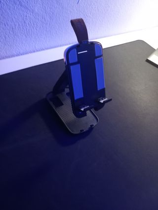 Supporto Telefono + Luce per Scrivania