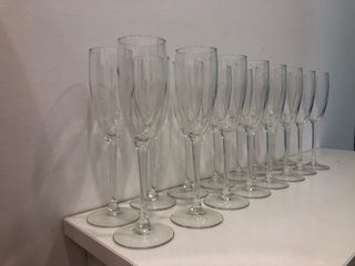 16 bicchieri da spumante