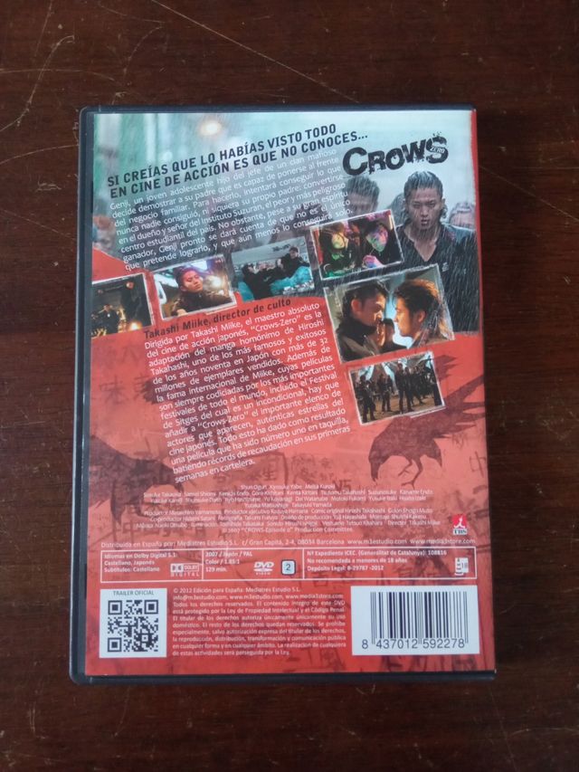 DVD Crows Zero de segunda mano por 5 EUR en Navia en WALLAPOP