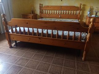 Letto matrimoniale  pino svedese