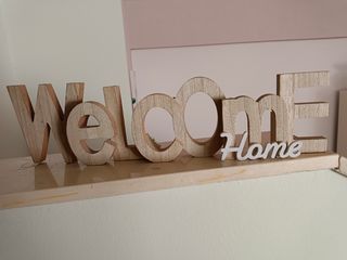 Scritta in legno Welcome per la tua casa