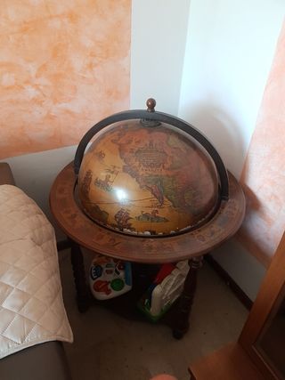 Mappamondo portaliquori