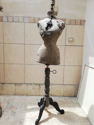 Manichino da sarto inizi 900 in faggio