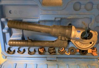 Crimpatrice Cembre HT120