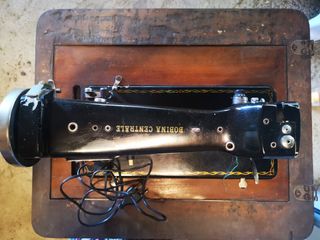 Macchina per cucire vintage