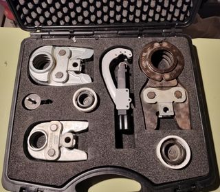 Kit Ganasce per pressatrice e taglia tubi Henco