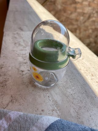 Contenitore per stuzzicadenti