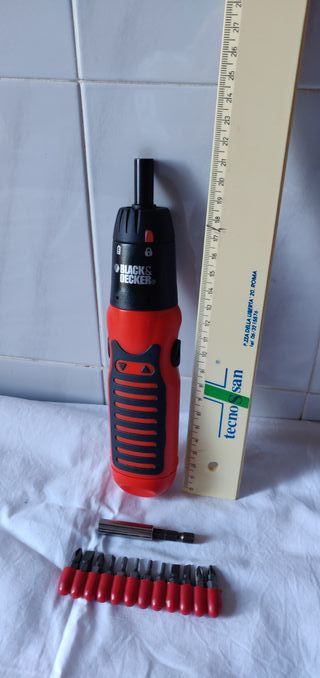 Black e Decker cacciavite a batterie (pile) KC9006