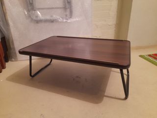 Vassoio pieghevole da letto