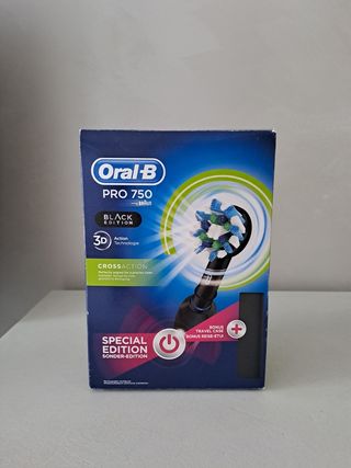 Spazzolino elettrico Oral B Pro 750