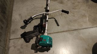 Decespugliatore a scoppio 2 tempi