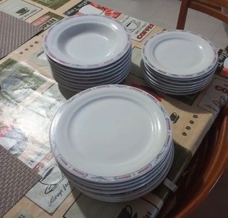 Piatti in porcellana
