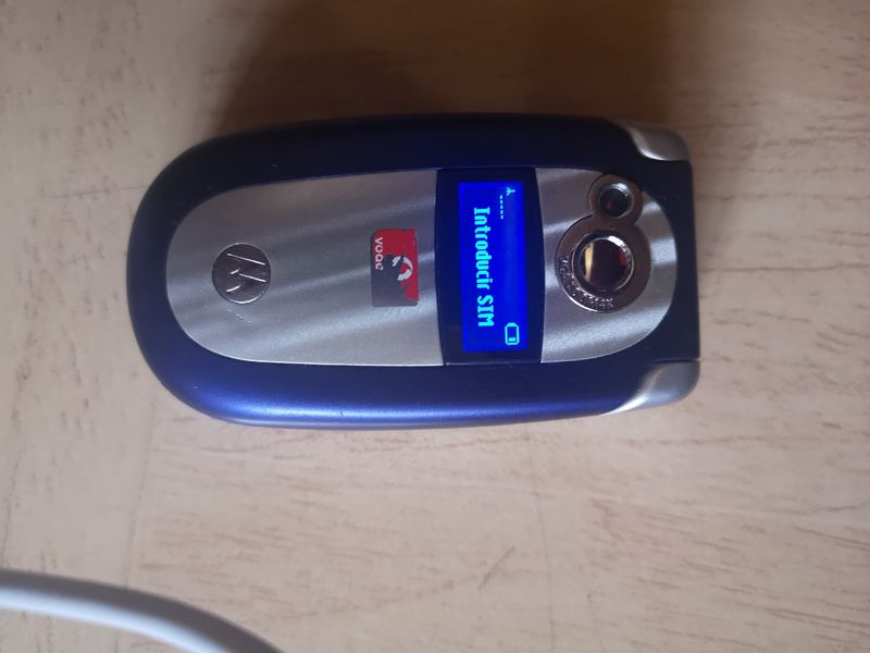 Motorola V550