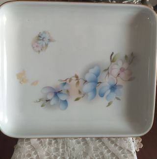 Porcellana di Limoges stupendo vassoietto
