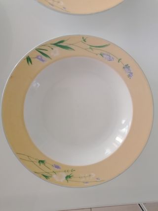 Piatti gialli Tognana