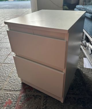 Piccolo comodino Ikea