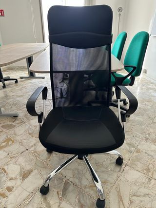 N. 2 Poltrone da ufficio