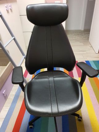 Sedia a rotelle per scrivania