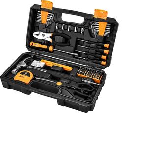 Set di attrezzi in kit per uso domestico