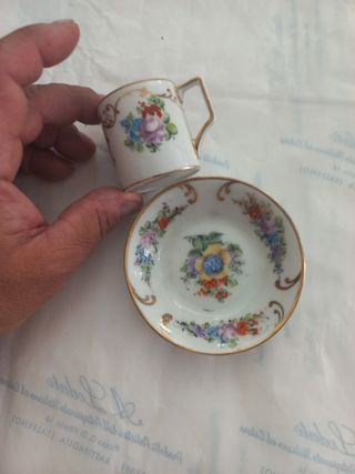 Antica tazzina porcellana dipinta