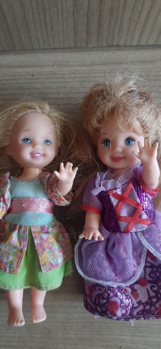 Kelly y su amiga melody de segunda mano por 10 EUR en Perillo en WALLAPOP