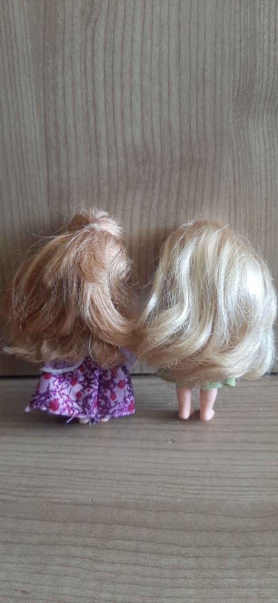 Kelly y su amiga melody de segunda mano por 10 EUR en Perillo en WALLAPOP