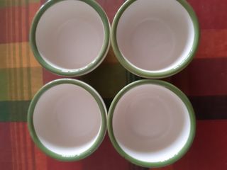 Set composto da 4 piccole ciotolina