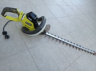 Tagliasiepe elettrico RYOBI 750watt