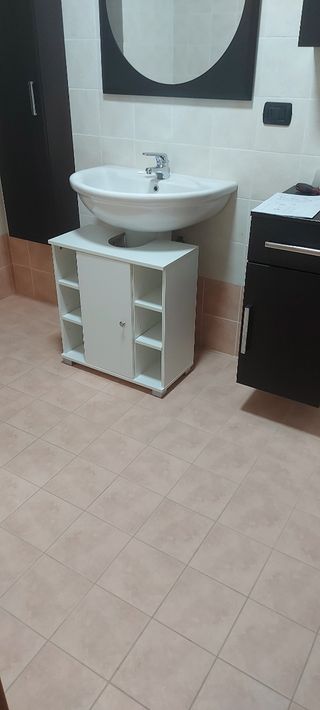 Mobiletto bagno