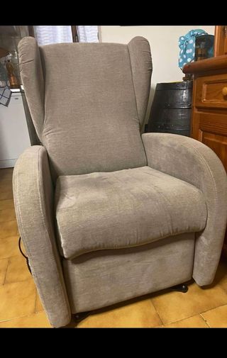 Poltrona reclinabile elettrica