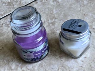 Due candele profumate in vetro