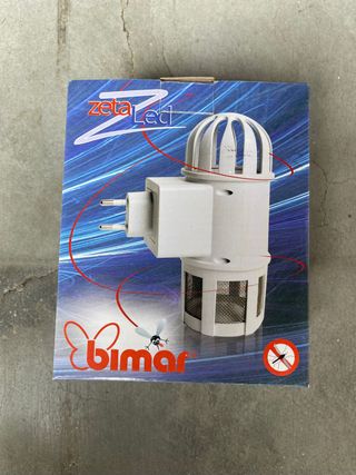 Zanzariera a presa con aspirazione