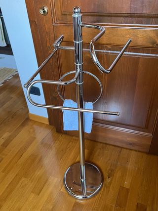 porta asciugamanti da pavimento