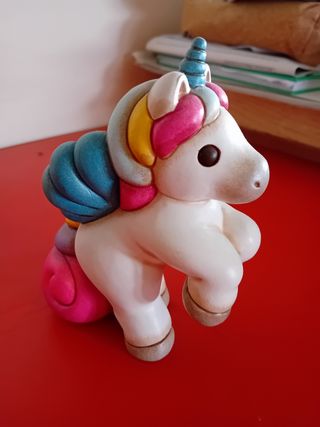 Statuetta unicorno Thun