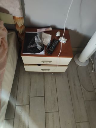 Comodino a 2 casetti