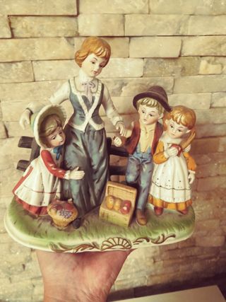 scultura in porcellane vintage