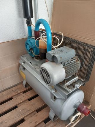 Pompa vuoto mungitrice con serbatoio 550