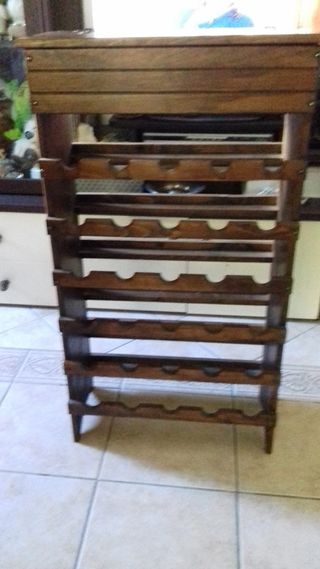 Mobile per bottiglie in  legno