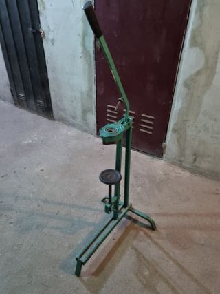 TAPPA BOTTIGLIE PER TAPPI DI SUGHERO