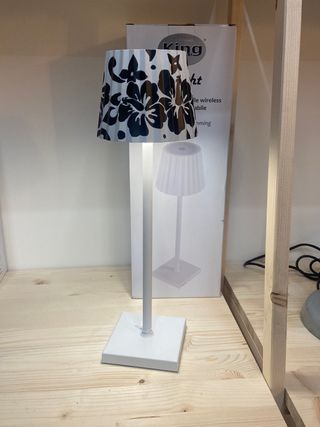 Lampada  LED decorata a mano