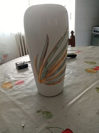 Vaso a disegno rilievo