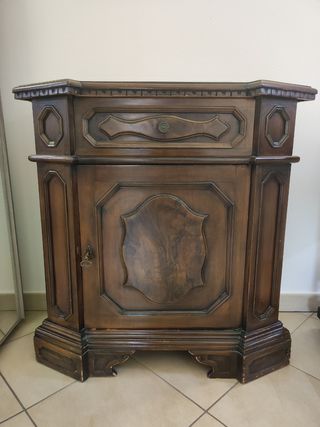 Credenza