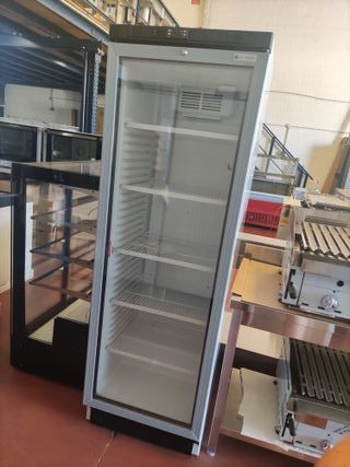 NEVERA PARA REFRESCOS 1 PUERTA de segunda mano por 590 EUR en Málaga en ...