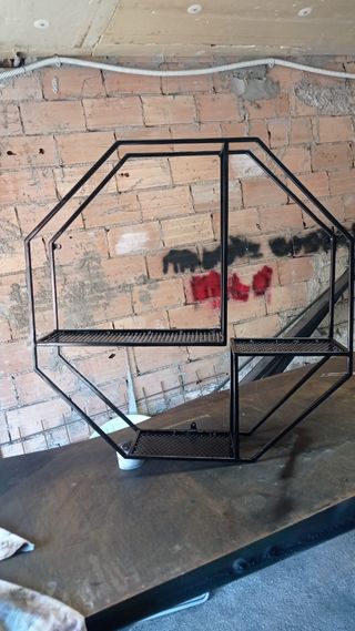 Mensola industrial design