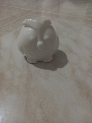 Gufetto decorativo bianco in porcellana