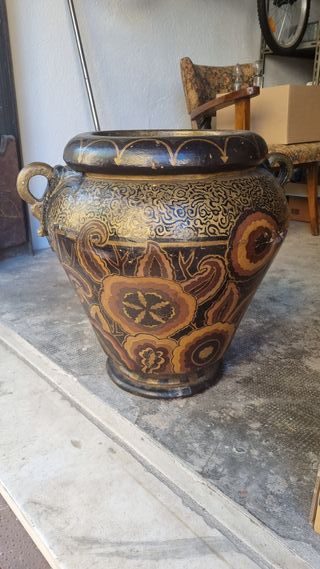 vaso in papier machè