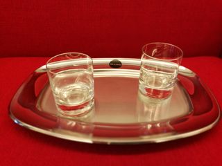 VASSOIO ALESSI OVALE + 2 BICCHIERI BRANDY