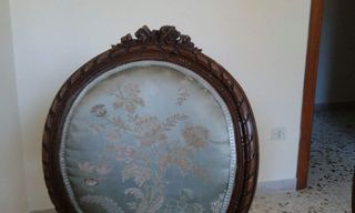 Quattro sedie in legno intarsiato primi del ‘900