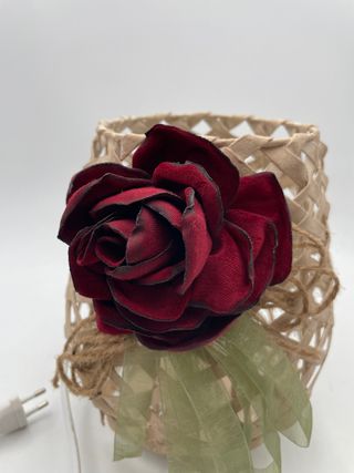 Lampada da tavolo in vimini rosa velluto handmade